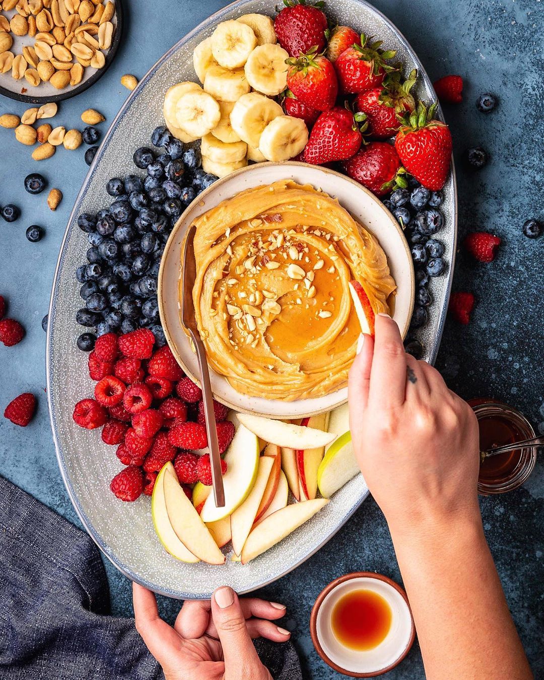 Make Your Own Sweet Peanut Butter Mascarpone Fruit Dip