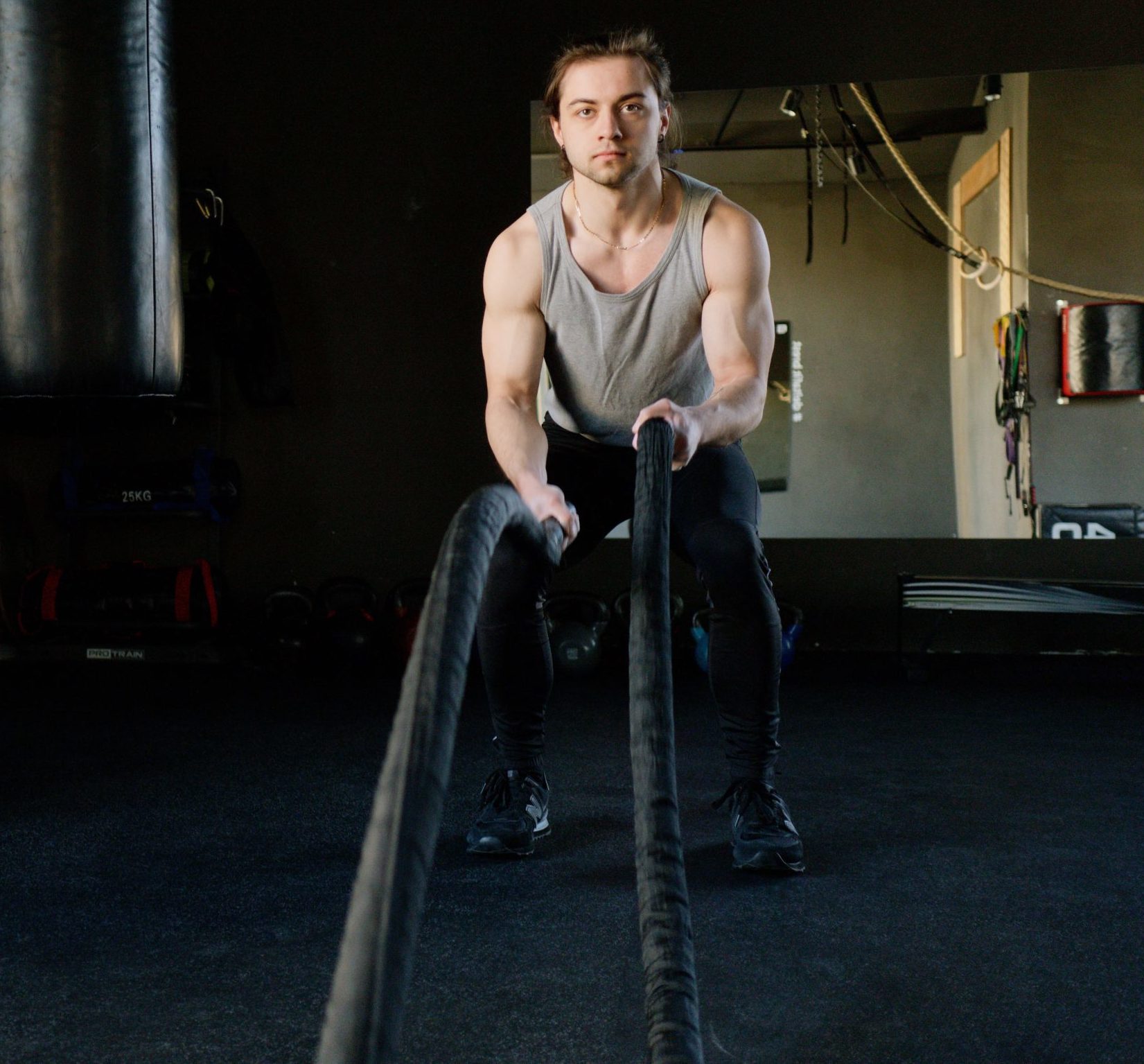 These Battle Rope Exercises are a Must-Try - yourdailysportfix.com