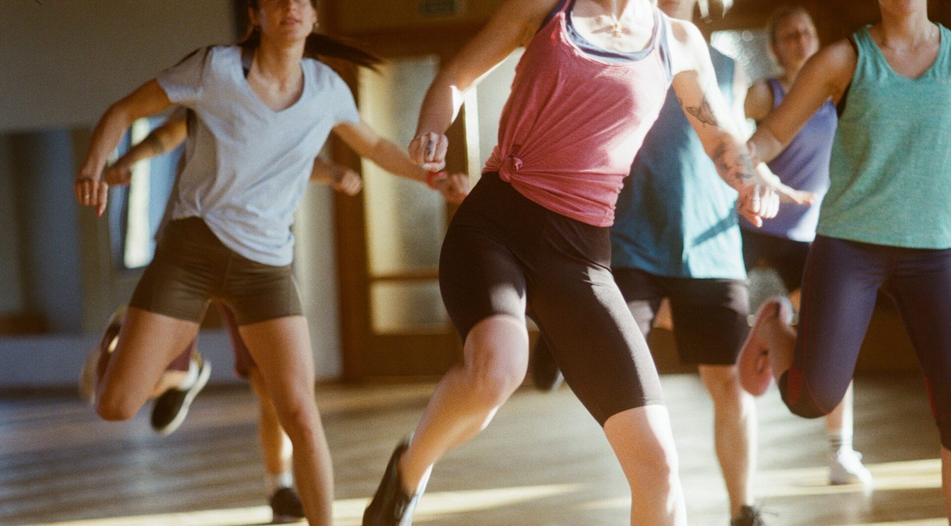 Why Dance Fitness is the Perfect Workout - yourdailysportfix.com