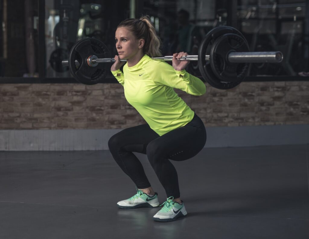 4 Incredible Benefits of Squats - yourdailysportfix.com