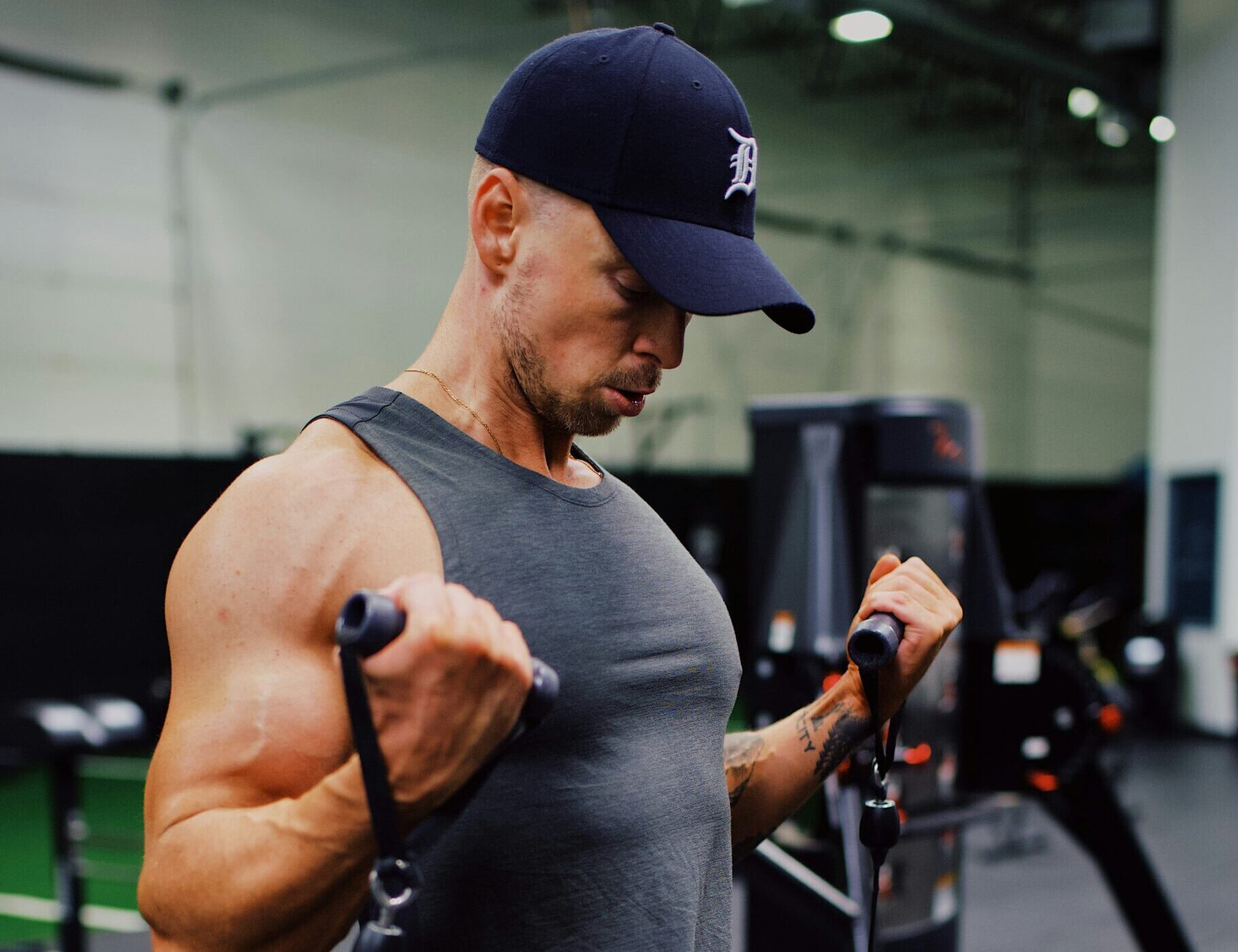 How to Perfect Your Cable Crossover for Optimal Chest Gains ...